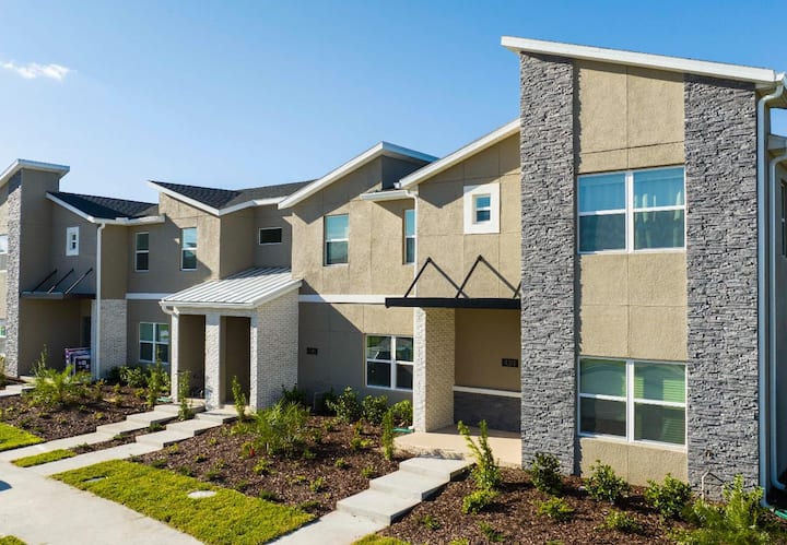 Scene Retreat At Storey Lake - Kissimmee, FL