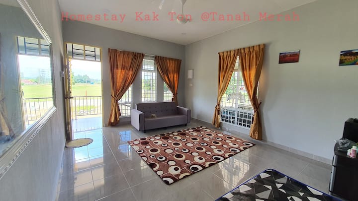 Homestay Kak Ton @ Tanah Merah - Tanah Merah