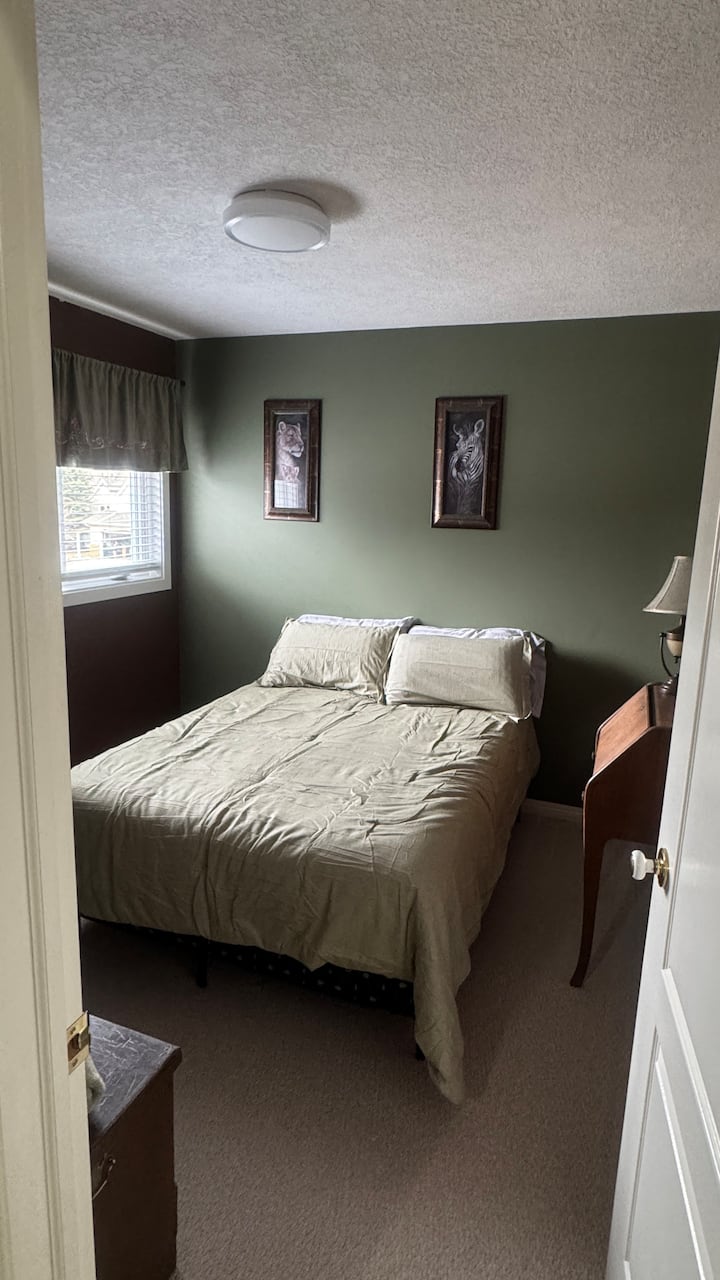 Tranquil Stay In Private Room - 