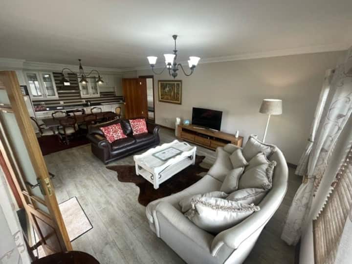 Charming & Cozy Cottage Retreat - Benoni