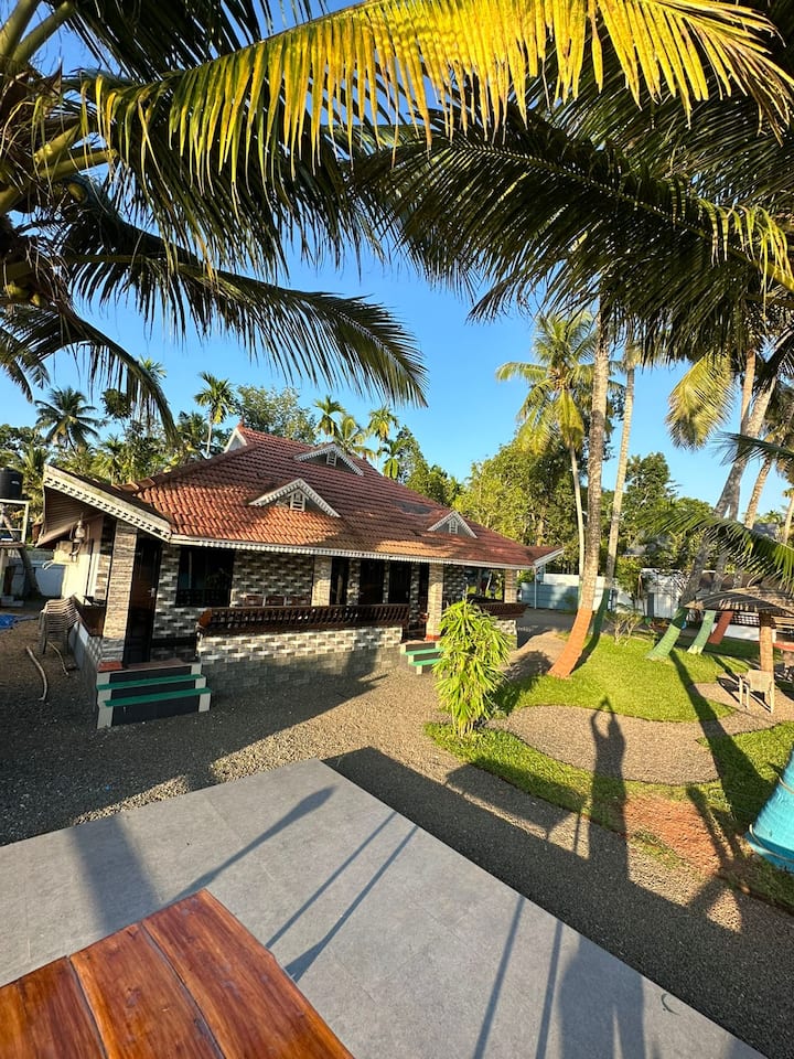 Dhanyapuri Water Front Resort - Kochi, India