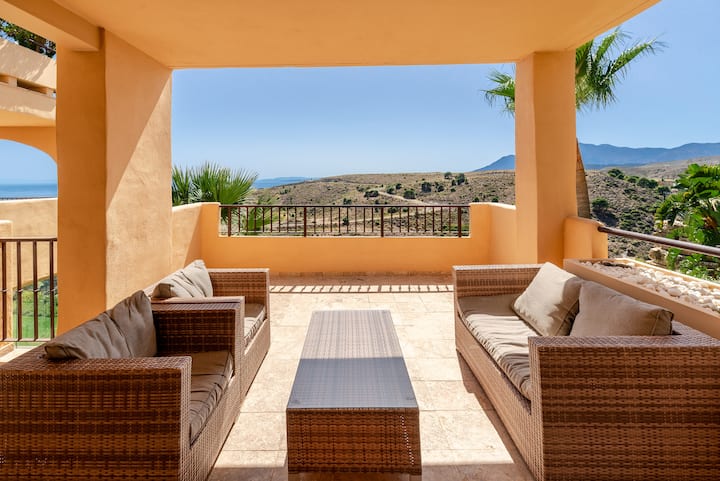 Elégant Appartement Avec Vues Sur Benahvis - Benahavís