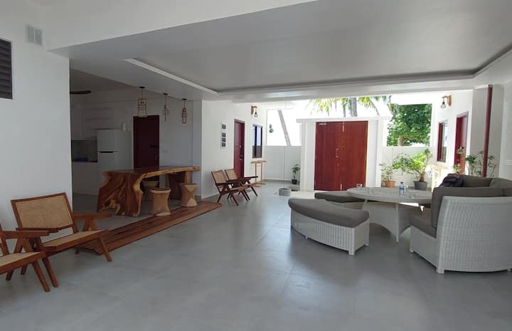 Comfy Cool Breeze By Emzaz - Maldivas