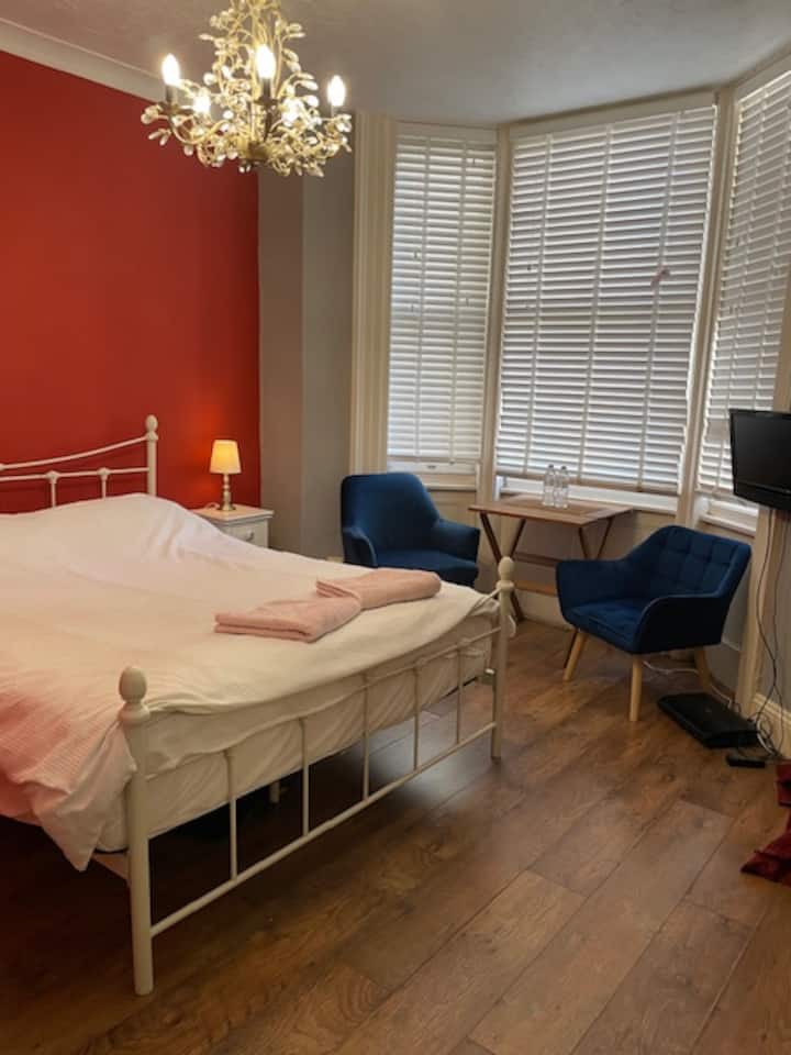 Spacious Double Bedroom In The Heart Of Brighton - Brighton