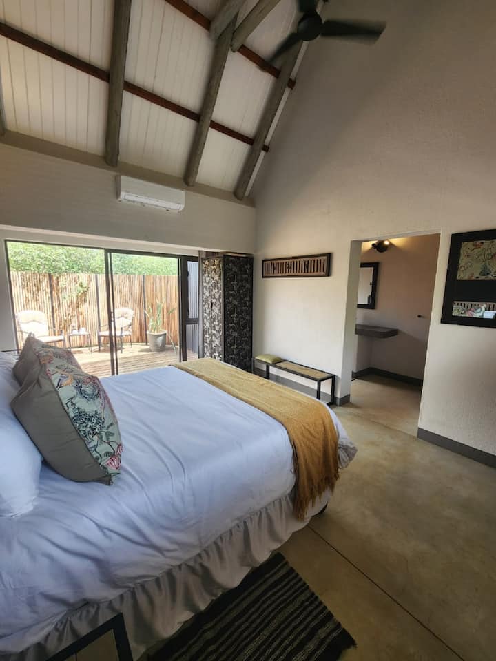 Rock Fig Suite 1 - Hoedspruit