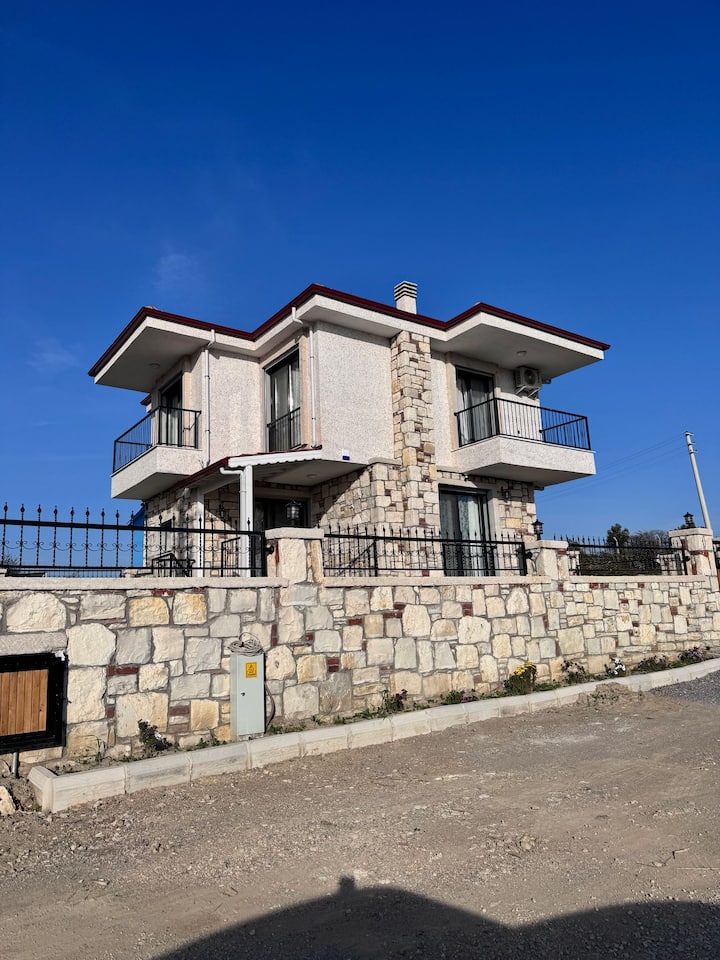 Villa Kataraktis  Müstakil,sakin,huzurlu. - Seferihisar