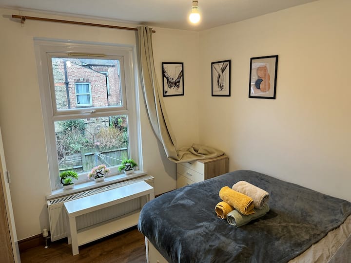 Cozy Bedroom At Great Location. - Londra