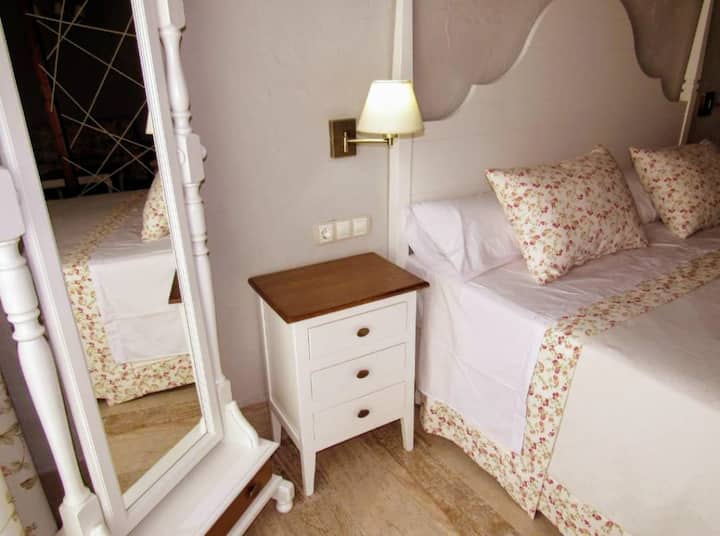 Apartaestudios Bellahellin - Hellín