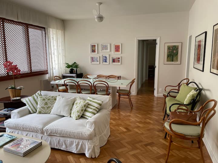 Apartamento Amplo Em Copacabana - Ipanema