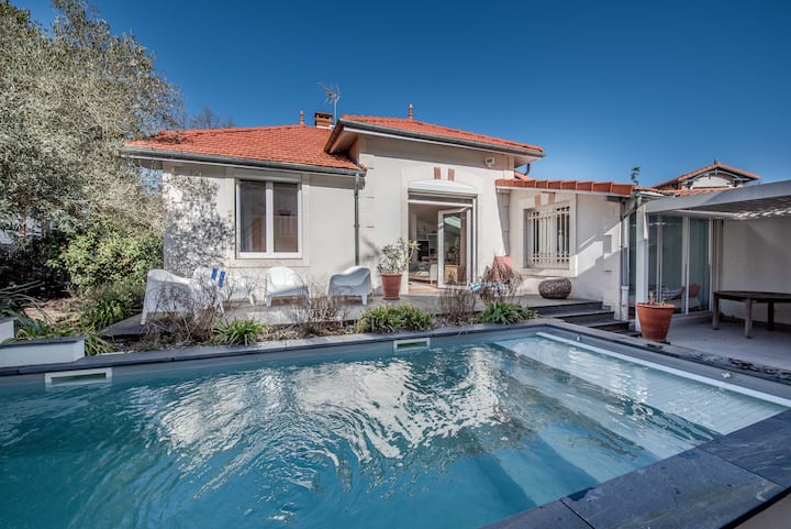 Villa Familiale Avec Piscine à 50m De La Plage - Gironde