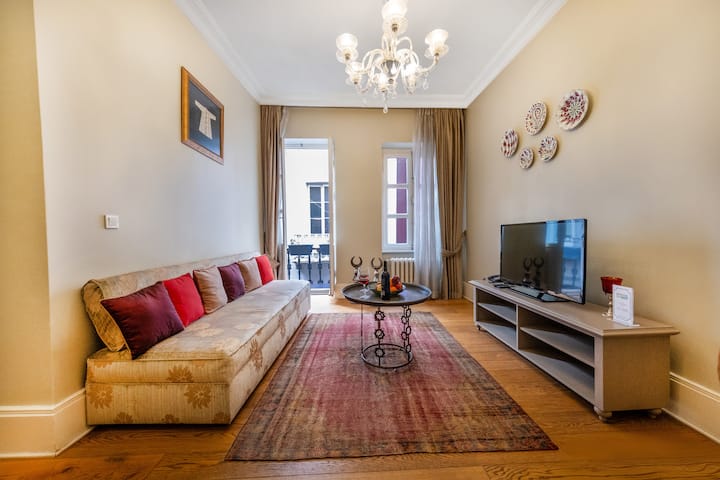 Stylish 2br Flat @Galata Tower - Karaköy