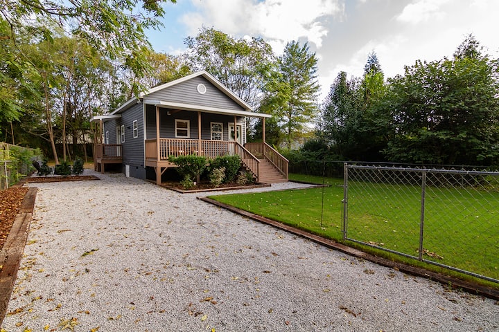 Fully Fenced Downtown Home Near Ncsu - Raleigh, NC