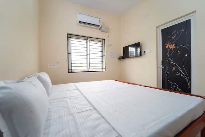 5 Bed Room Ac - 마두라이