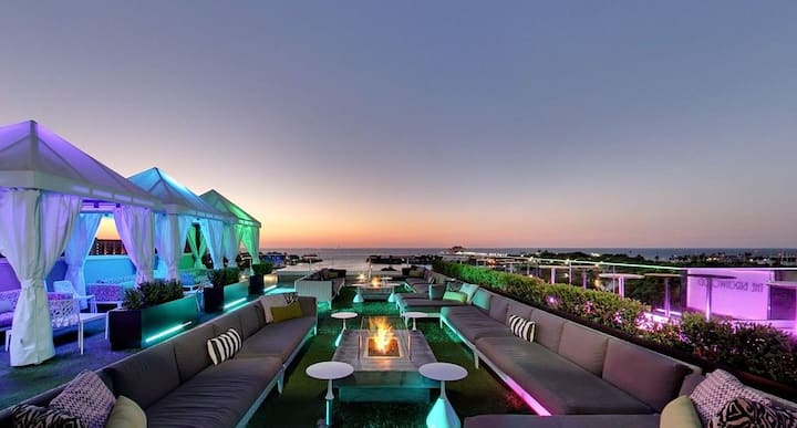 Waterfront Mansion: Pool~hot Tub~private Dock- 6br - Tampa, FL