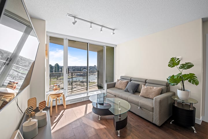 Skylinestay: 2br+den In Downtown - Vancouver