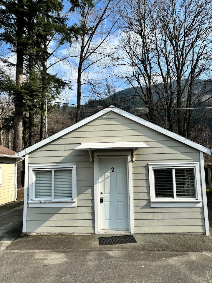Lake Errock Cabin 2 - Chilliwack