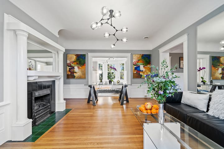 Luxury 2bd/1ba Remodeled Penthouse - San Francisco, CA