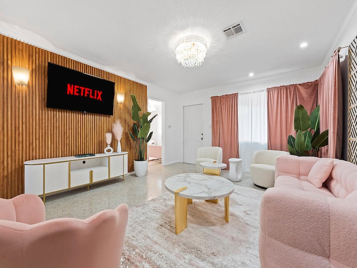 Little Palm House: Tropical Escape - Fort Lauderdale, FL