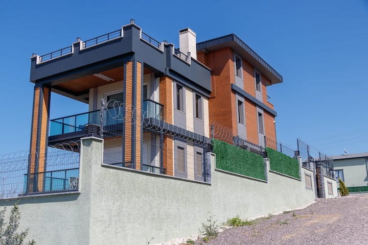 Comfort 4 Bedrooms Villa Yalova - Çınarcık