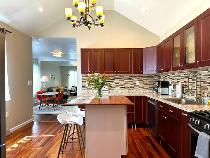 Private 3br Home In Dt Buffalo - Buffalo, NY