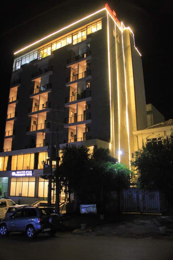 Nahusenay Hotel - Ethiopia