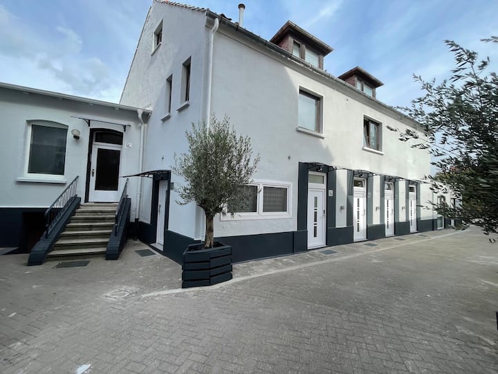 Studio Apartments | Große Gruppen Terrasse | Wifi - Burgdorf