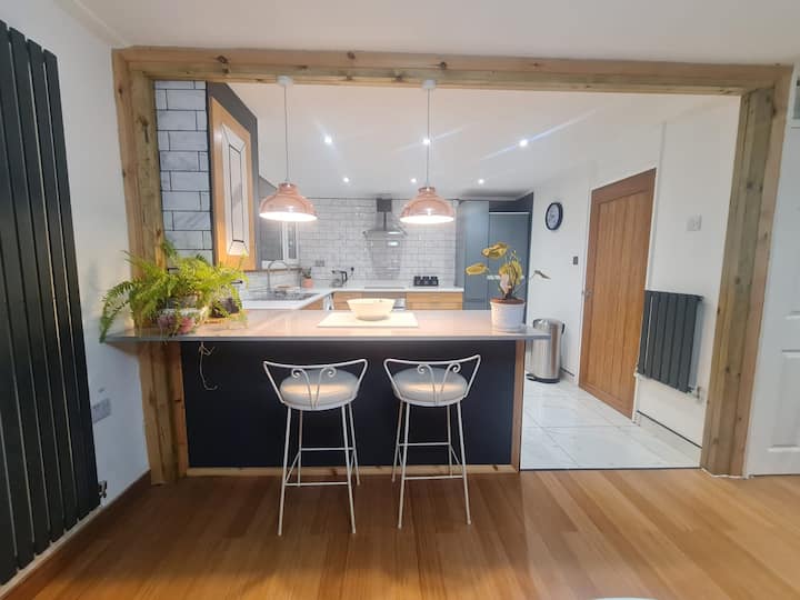 Amazing 3 Bed House. Close To Cc - Sheffield