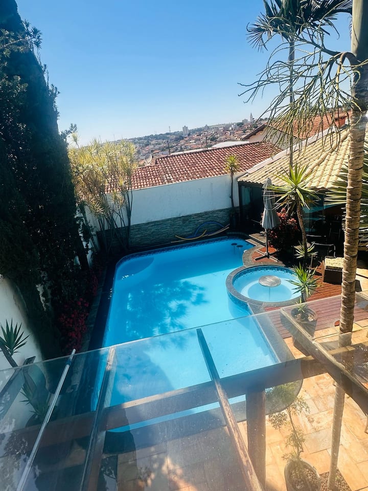 Casa Sofisticada Em Araxá-mg - Araxá