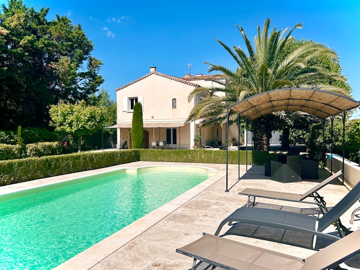 Villa 7 Chambres, Piscine Privée, Calme Top Situ. - Pernes-les-Fontaines