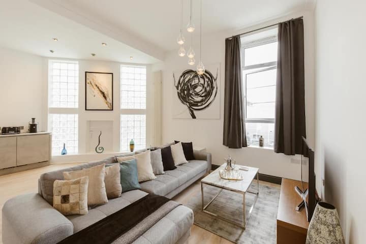 Nice 3 Bed Warehouse Apartment, Chiswick/london - Hounslow