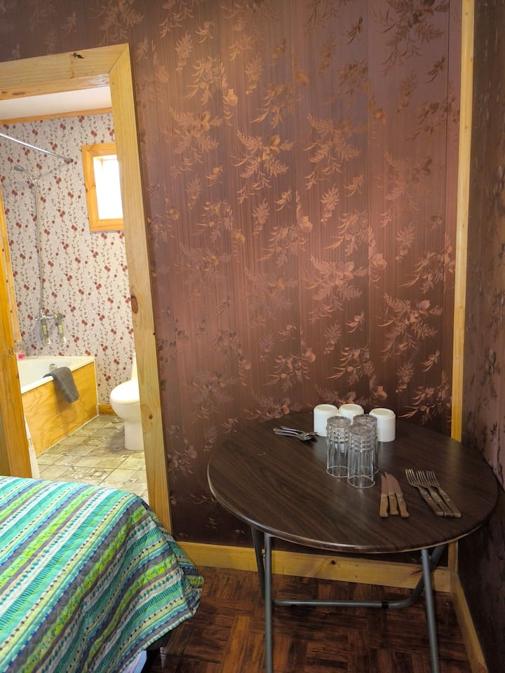 Habitación Doble Con Baño Privado Nicolas 2 - Puerto Natales