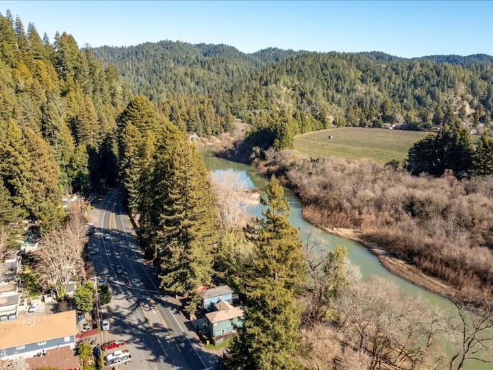 Guerneville Furnished 1br/1ba Cabin For 31+ Days - San Francisco Bay Area
