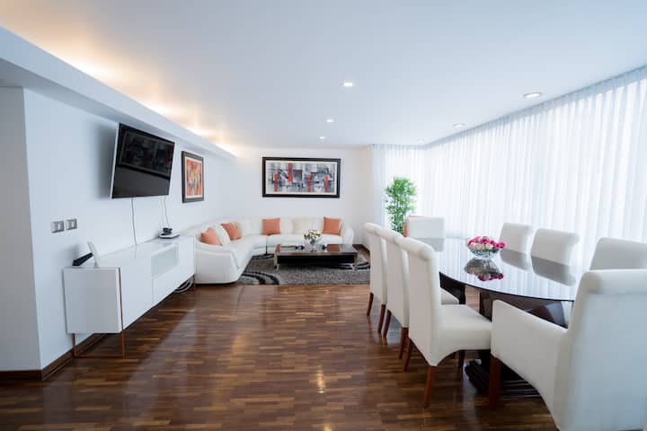 Amplio Y Con Excelente Ubicacion - Pérou