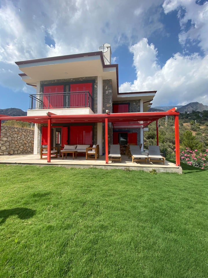 Vadi Ve Deniz Manzaralı Villa - Datça