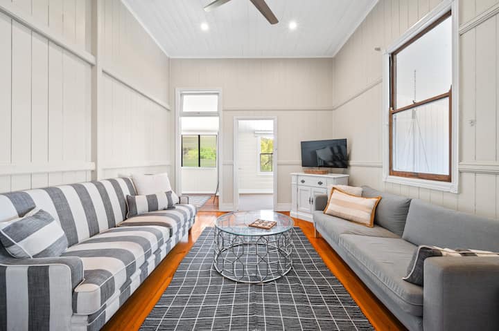 Eagles Nest Guest House - Dingo Beach