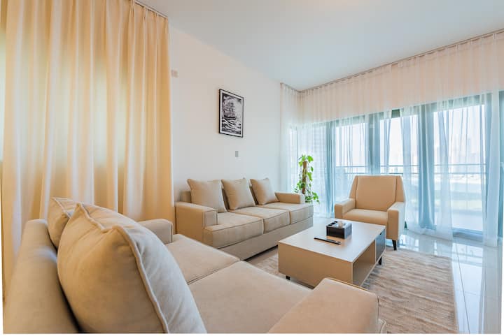 Chic 2br Escape Near The Beach - Abou Dabi