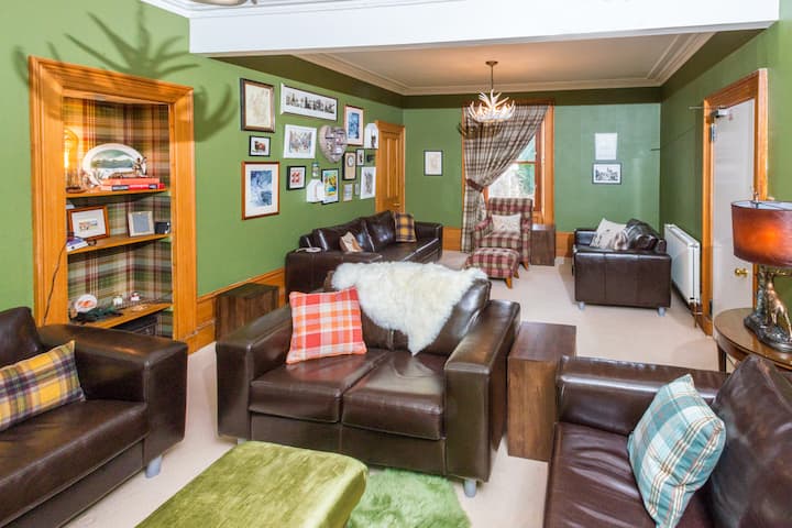 Charming King Room In Ballater, Cairngorms - Ballater