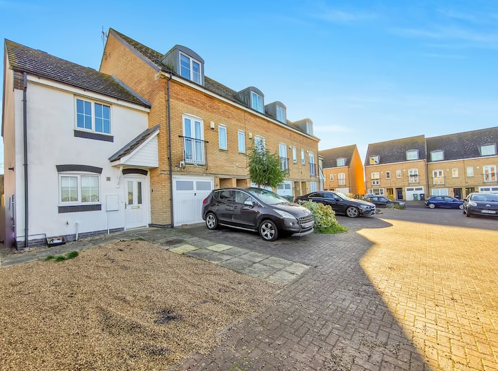 2 Bedroom House- Long-term Stays - Peterborough, Royaume-Uni