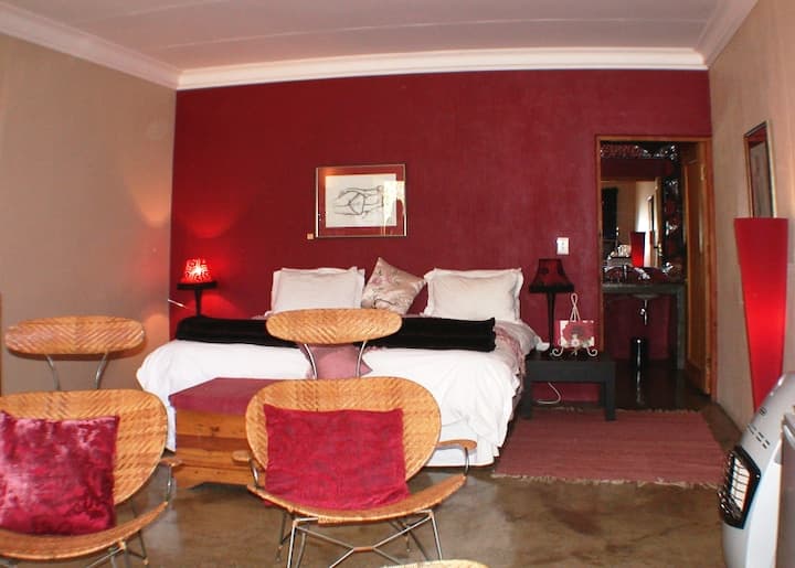 Ruby Suite At 278 On Main - Clarens