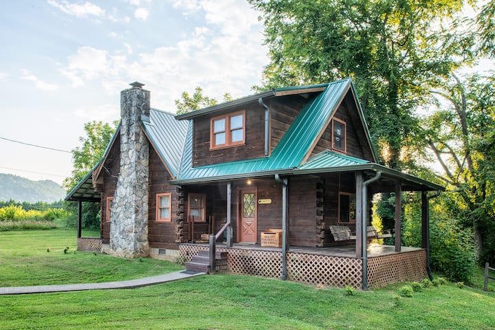 Rippling Waters Retreat | Riverfront Rustic Cabin - Cabins for Rent in ...