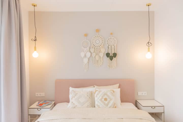 Charming 1bed In Tranquil Center - Riga