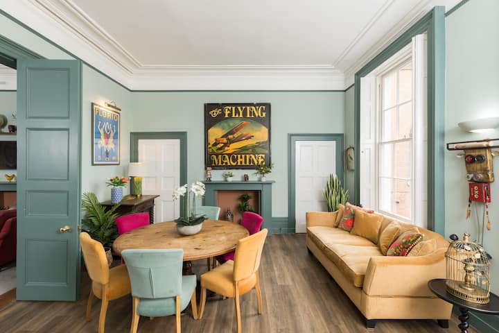 Best In Gloucester Quays/docks Area Inc Parking - Gloucester, UK