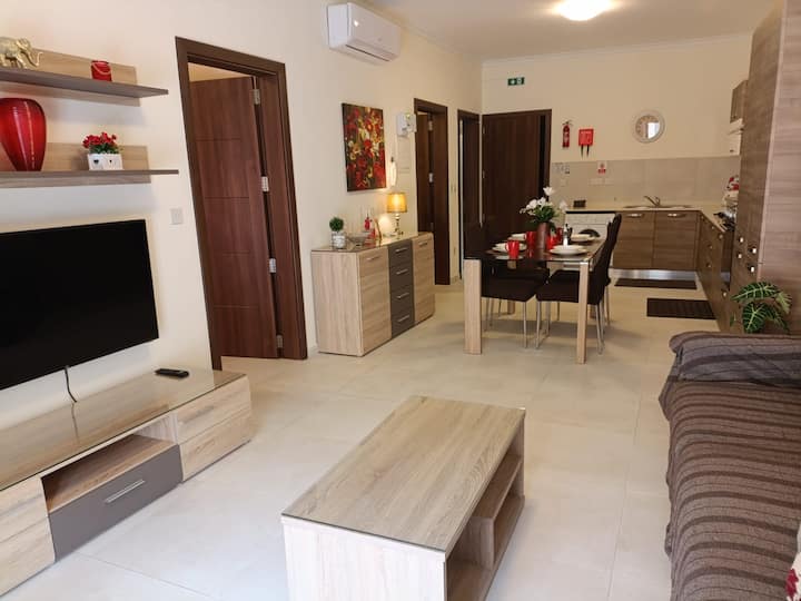 Cara Flats 2bed In Mellieha Fl5 By Homely! - Malte
