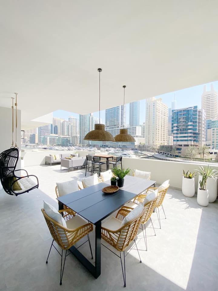Luxurious Duplex Podium Villa, Marina/jbr-sleeps 9 - Dubai Marina