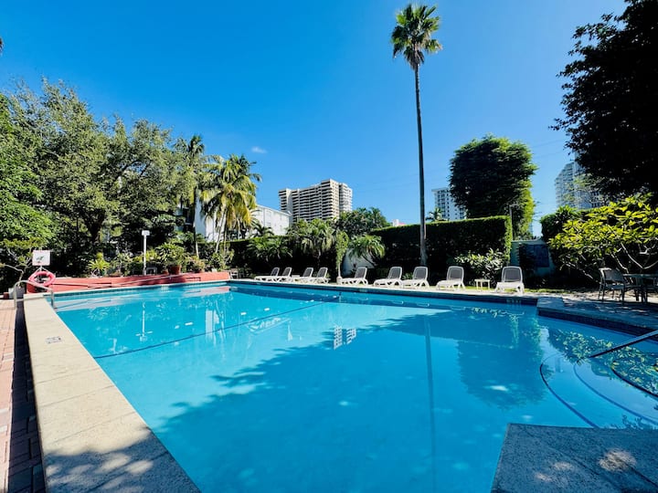 Estudio Con Piscina, Gym Y Playa - Miami Beach, FL