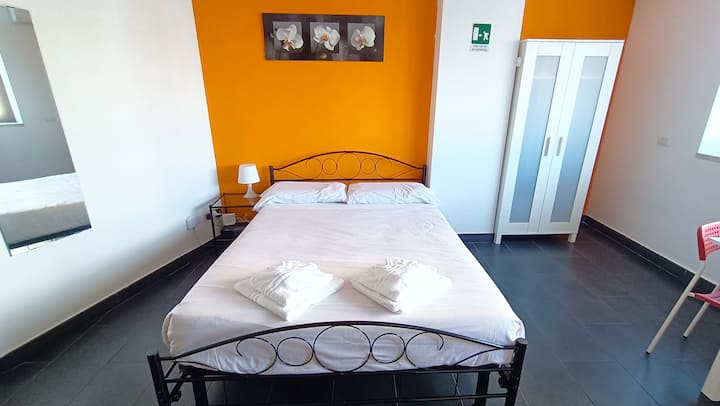 Hébergement - 3 Personnes Proche Métro B - Wifi 51 - Rome