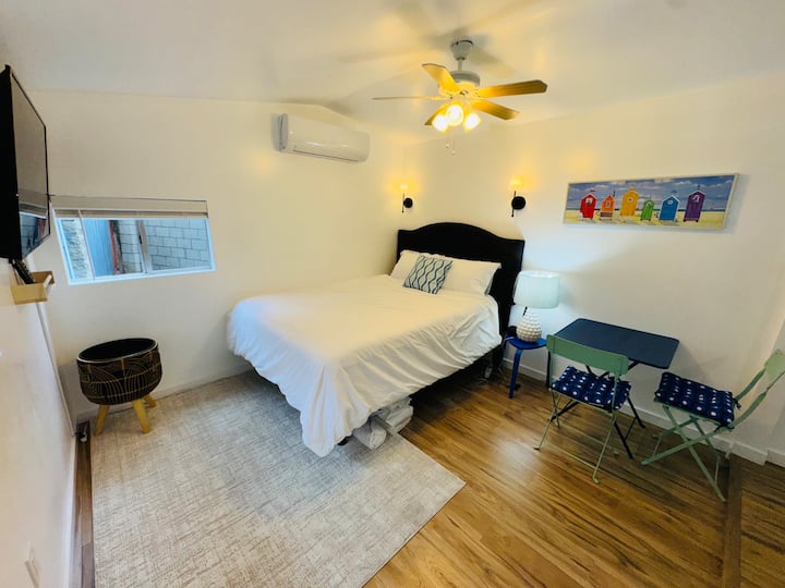 Cozy Guesthouse With A/c - Imperial Beach, CA