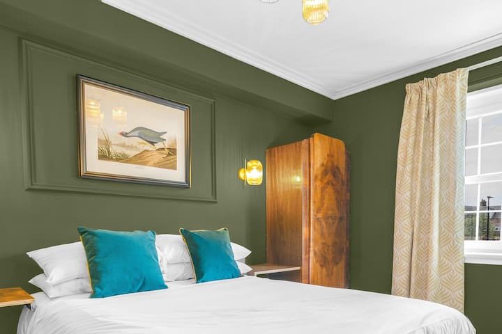 Alyth Hotel, Superior Double 8 - Blairgowrie and Rattray