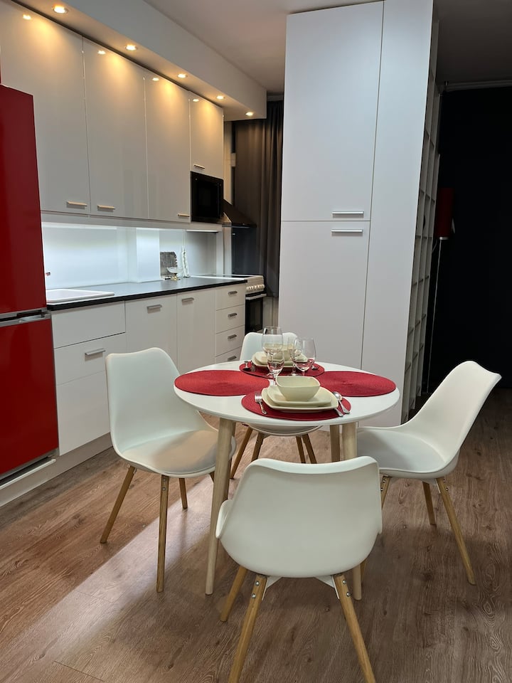 Cozy Apartment Facing The Parliament - Budapest