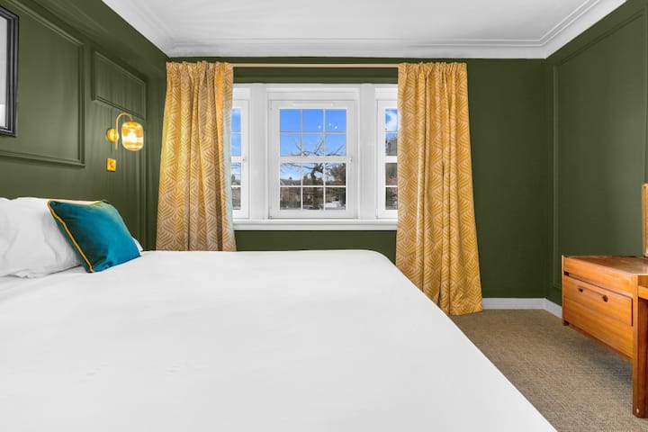 Alyth Hotel, Superior Super-king - Blairgowrie and Rattray